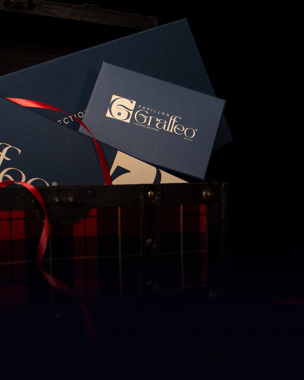 Online Shop of Accessories and Luxury Tailored Ties